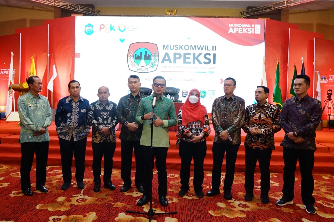 Molen Terpilih Jadi Ketua Komwil Apeksi Sumbagsel 2022 2025 Intrik Id