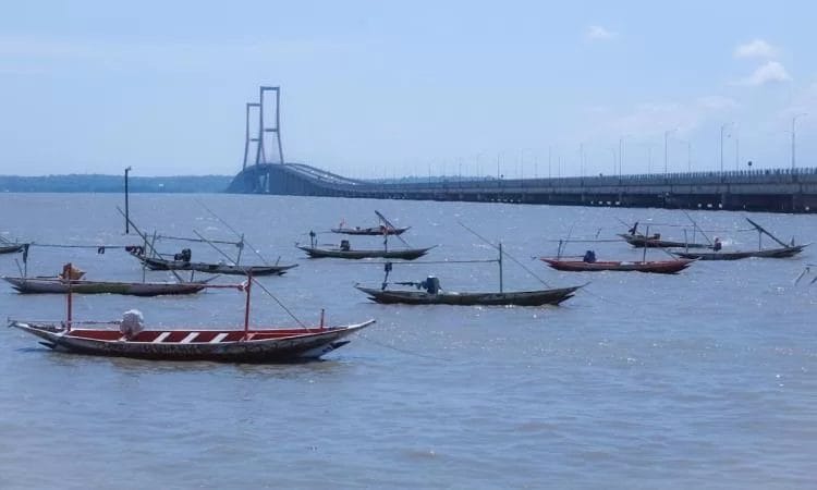 Suramadu, Jembatan Ikonik Kebanggaan Indonesia | INTRIK.ID