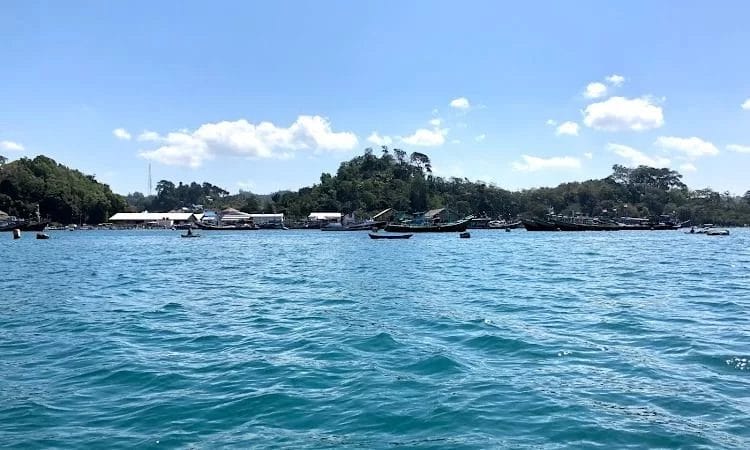 Keindahan Pulau Sempu, Surga Bahari Tersembunyi dan Terlarang di Malang ...