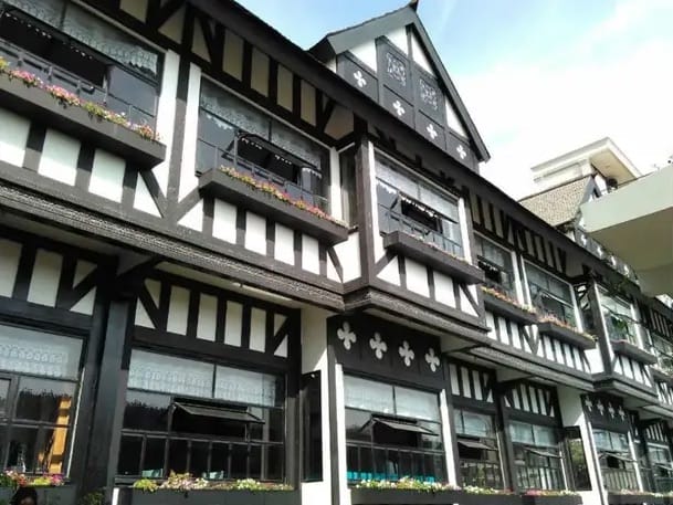 Destinasi Wisata Farmhouse Lembang Bandung, Wisata Lokal Rasa Eropa ...