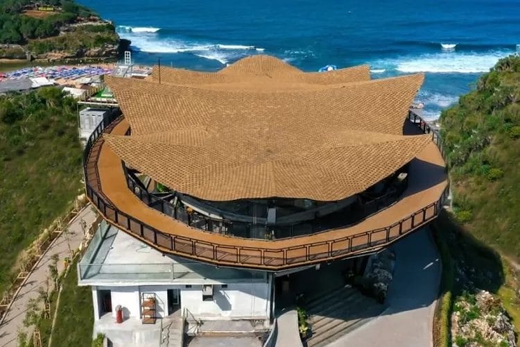 Destinasi Wisata Drini Park Gunung Kidul, Hadirkan Ragam Wahana Dengan ...